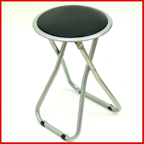 パイプ折りたたみ椅子●特徴・スタンダードなパイプ折り畳みイス・使わないときはコンパクトに折りたたんで収納できるので便利・会議室や集会、待合所などのちょっとした腰掛け時など、いろんな場面で使えます●仕様【組成　】合成皮革・ウレタンフォーム・ス...