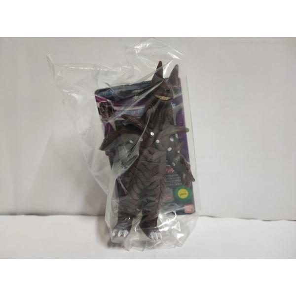 こちらは倉庫保管品です。『ウルトラマンオーブ』より、「ホー」がソフビ人形になって、ウルトラ怪獣オーブシリーズに登場！◎ウルトラフュージョンカード１枚付属（Ｃ）円谷プロ　（Ｃ）ウルトラマンオーブ製作委員会・テレビ東京