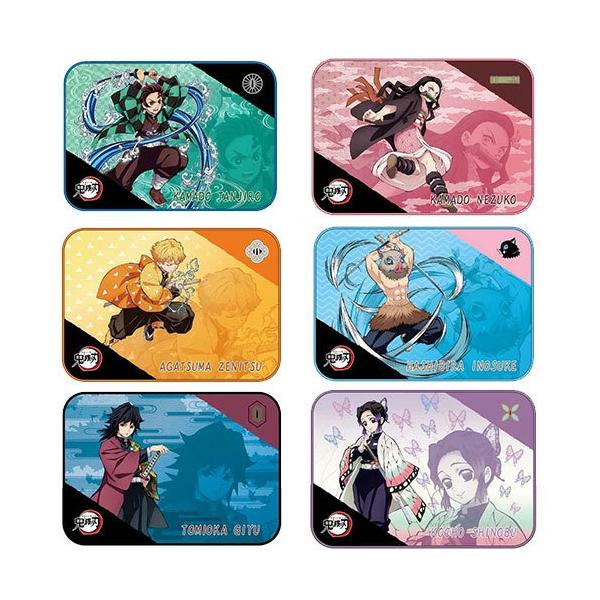 大人気【鬼滅の刃】のサマーブランケットが新登場★カラーバリエーションは炭治郎、禰豆子、善逸、伊之助、義勇、しのぶの6種類です♪接触冷感素材を使用しており、暑い季節にひんやり冷たく肌触りも気持ちいい★保育園や幼稚園のお昼寝からドライブ・レジャ...