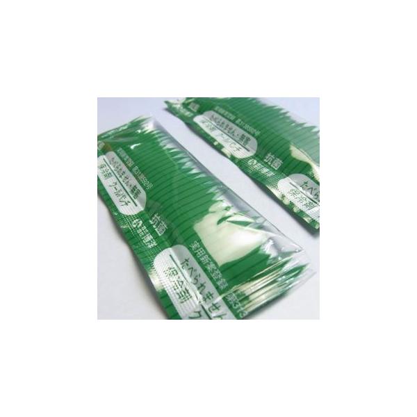 クールパンチバランP-15Bは、持ち帰り寿司（お寿司屋さん・回転寿司）・お刺身・仕出し品・チルド総菜などに適した、バラン形状の保冷剤です。内容量は１個・１５ｇで、もちろん抗菌フィルムを使用。抗菌フィルム保冷剤による鮮度保持効果に加えて、バラ...