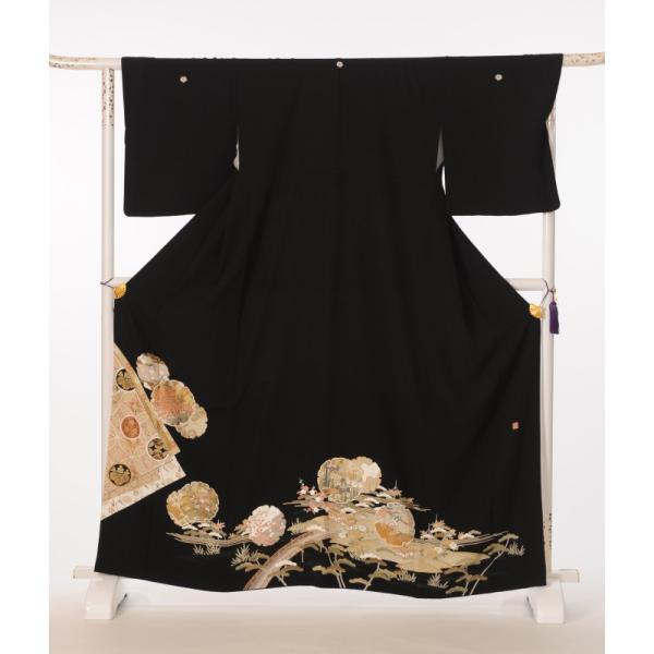 留袖 レンタル 黒留袖フルセットレンタル8AA4 レンタル黒留袖 着物レンタル 着物 結婚式 貸衣装 雪輪四季花 149cm〜167cm位まで 足袋プレゼント 往復送料無料 ●必ず下の商品情報を表示いただきご予約状況をご確認ください。↓↓↓...