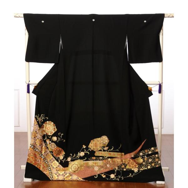 留袖 レンタル 黒留袖 フルセット 8AA110 鏡紋 花唐草 結婚式 江戸妻 母親 149cm〜170cm位まで 足袋プレゼント 往復送料無料 ●必ず下の商品情報を表示いただきご予約状況をご確認ください。↓↓↓↓↓↓↓↓↓↓↓↓↓↓↓↓↓...