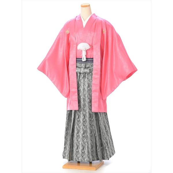 紋付袴 レンタル8AF17 紋付き 羽織袴レンタル 男性 紳士 男　着物 結婚式 卒業式 男袴 貸衣装 163ｃｍ〜167ｃｍ位まで ピンク 唐草袴 足袋プレゼント 往復送料無料