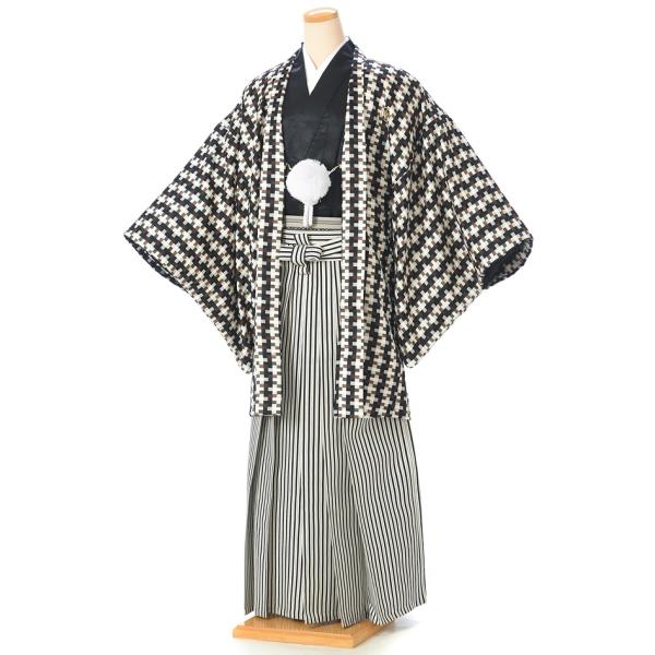 紋付袴 レンタル8AF26 紋付き 羽織袴レンタル 男性 紳士 男　着物 結婚式 卒業式 男袴 貸衣装 173ｃｍ〜177ｃｍ位まで 網代　縞袴 足袋プレゼント 往復送料無料