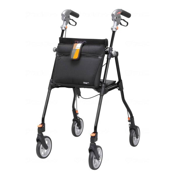 【カラー】ブラック【サイズ】幅52×奥行67×高さ86〜101cm（4段階）　折りたたみ時：幅25×奥行24×高さ91cm　フロントバッグ：幅36×奥行5×高さ35cm　メッシュバッグ：幅29×奥行13×高さ13〜20cm　タイヤ：前輪15...