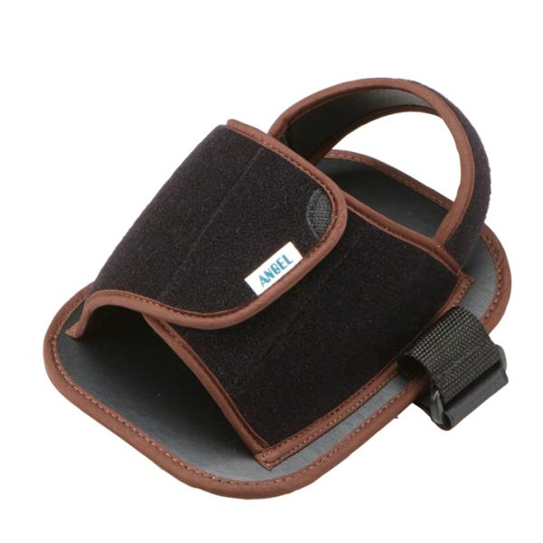 【サイズ】22〜24cm【カラー】茶色【材質】ナイロン、ポリエステル、塩化ビニル、他【その他】洗濯○（手洗い）、脱水×、乾燥機×【メーカー品番】8002【JAN】4975520880967【TAIS】01102-000009