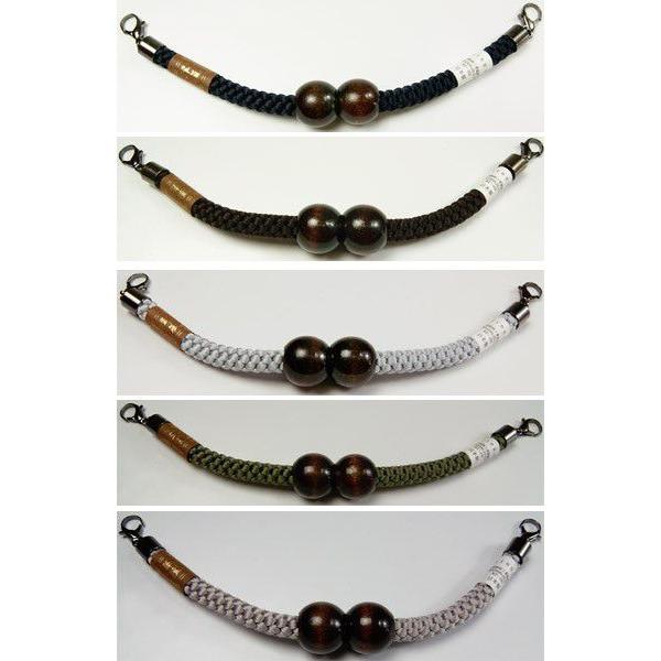 男性用羽織紐　色5色　木製玉が2個マグネット開閉　正絹　お洒落な羽織ひも　メンズ和装小物取扱が簡単なマグネット式紳士用の羽織紐、強い磁石を使用しておりますので、左右に引いただけでは外れにくくなっております、左右の玉を持ちひねるように引くと簡...