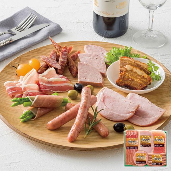 頑固なまでにこだわりつづける職人の味。かまどの火を調整しながら一品一品出来上がりを見極めています。箱サイズ(cm)：19.0×22.0×5.5cm現品・内容・サイズ・材質：スモーク生ベーコン（スライス）・燻しロースハム（スライス）各60g、...