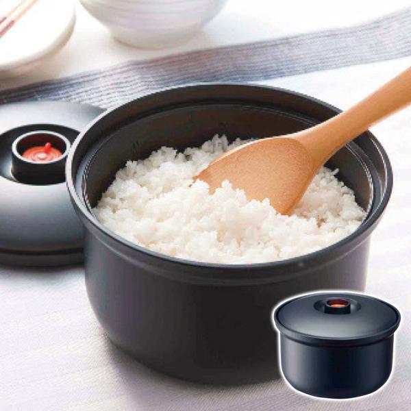 食品の酸化を遅らせるため、容器内の酸素を減らして食品の鮮度を長持ちさせます。真空効果でしっかりと密封するので食品の旨味成分を逃がしません。冷凍保存と違い栄養素を破壊する事がなく、解凍の手間も省けます。湿気を嫌う食品の保存にも最適です。スノコ...