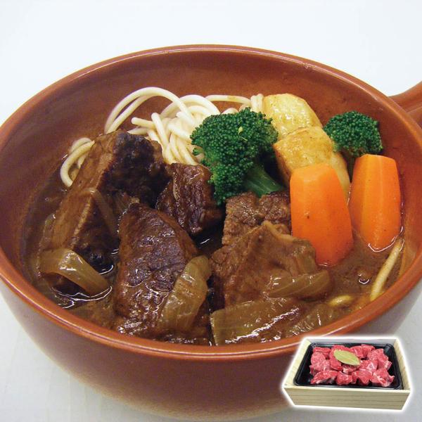煮込めば肉の旨みがあふれ、噛めば口の中で繊維がほどけます。ビーフシチューやカレーなど、いつもの食卓のメニューをさらに豪華に演出したい時にお使い下さい。内容量：国産黒毛和牛シチュー用550g （月柱樹付き）製造生産地：京都賞味期間：冷凍30日...