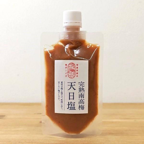 紀州産（和歌山県、三重県）紀州南高梅を天然塩（天日塩）だけで漬けました。甘くない・昔ながらのすっぱいしょっぱい無添加梅干しをチューブに！添加物等は不使用。自然落下した完熟梅と天然塩だけを使用。完熟した紀州南高梅ならではのフルーティーさをお楽...