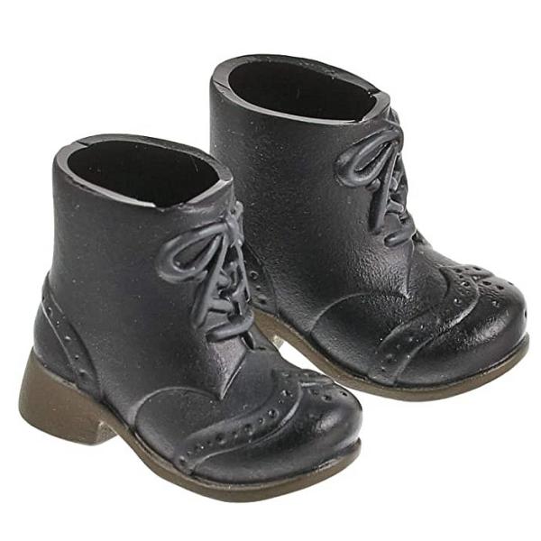 オビツボディ11cm用のショートブーツになります。靴底に付いたマグネットが鉄製品上での自立をサポートします。カラー：ブラック【注意】当製品は11cmボディの足にぴったり合わせて製作されています。着脱の際はブーツ（もしくはブーツを履いた足パー...