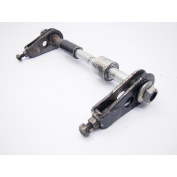 "ベースにオススメ！部品どり車からの取り外しです。　NJ47A-136×××です。画像のように色塗り使用感がありますが気になる削れ傷の無い物です。また目視にはなりますが曲がりは無いようです。このようなパーツを上手にご活用いただける方にどうぞ...