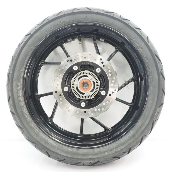 "GSX250R LC6DN11A外しにて入庫した純正リアホイールです。使用感、傷あり。回転チェックは目視で小振れあり。しかし、ベアリングスムーズ。ひどいリム削れやめくれ無し。軸の振れ無し。ベースに使えます。お探しの方、お役立てください。ホ...