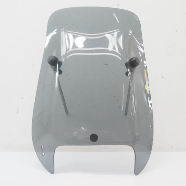 形状見たところFZX750用っぽいですが、現在ハンドルクランプ部品欠品あり。穴あけ加工等もありますので、気になる方は補修ベースでお使いください!希少な角ライトのウインドシールド。加工流用素材にもぜひ!ライト部サイズW　178mmH　70mm...