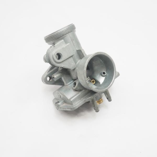 "エンジン側内径φ18mm?R&amp;P辺りの社外かと思いますので、形状参考にリペア用にお使いください。一応フロート支柱折れは在りませんでした。インマニ取り付け穴ピッチ約48mm程度エアクリ側外径φ32mmキャブ前後長約64mm程度"