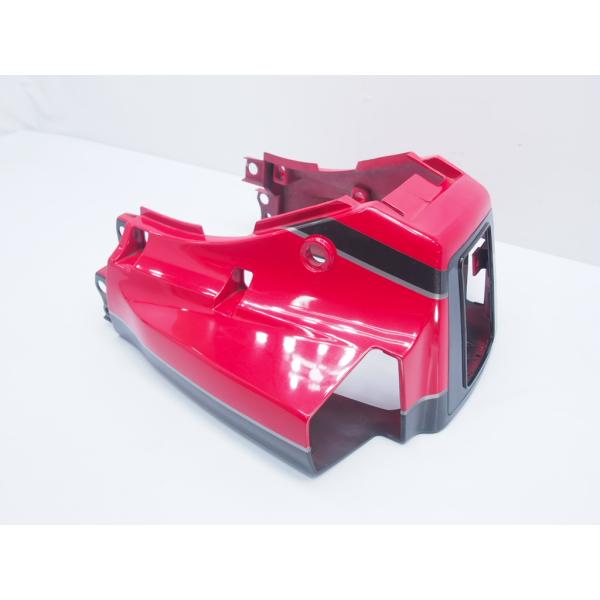 "酷く破損してしまった方どうぞ〜　　(GPZ1000RX ZX1000A1 86年モデル)の、純正テールカウル　(刻印　14025-1749　)です。アップ画像のように割れあり。全体に傷があります。しかし取り付け部に欠損は無し。現状でも車両...