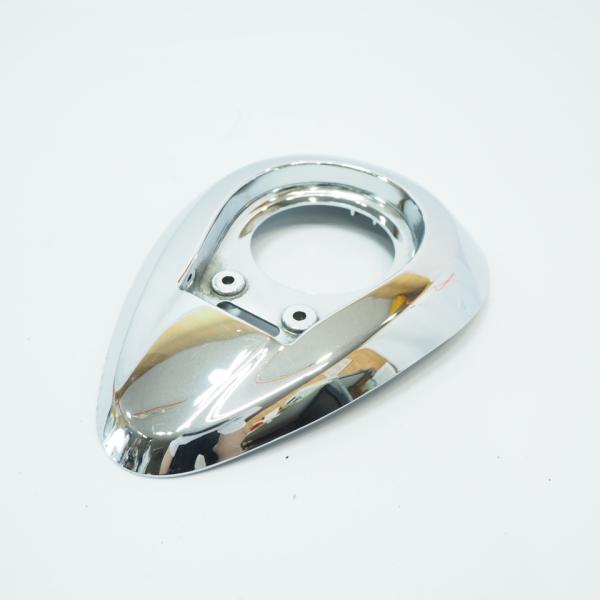 "フロント破損車の補修ベースにどうぞワルキューレ1500 SC34 純正タンクキャップカバー　刻印　17621-MZ0です。画像のように傷があります。しかし割れや亀裂はありません。車両への組み付けは現状にて可能。傷を気にしない方のとりあえず...