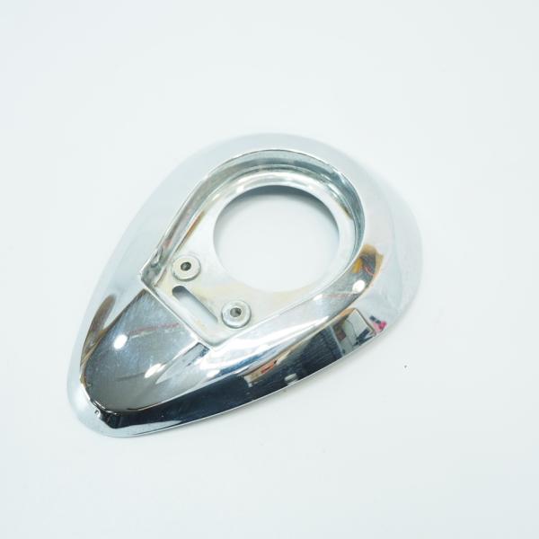 "フロント破損車の補修ベースにどうぞワルキューレ1500 SC34 純正タンクキャップカバー　刻印　17621-MZ0です。画像のように傷があります。しかし割れや亀裂はありません。車両への組み付けは現状にて可能。傷を気にしない方のとりあえず...