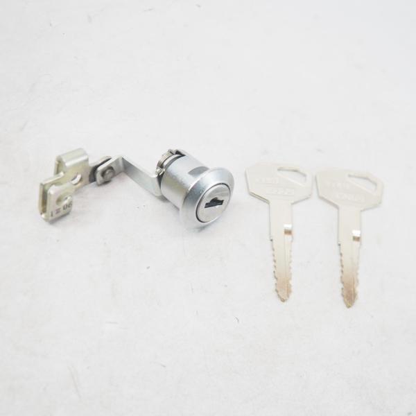 "純正品番27016-5374スペアキーですが、2本付で動作OK状態良好ですので、ダメージ等ある方のリペア用にぜひお使いください"