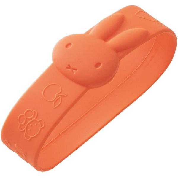 定価+送料込み価格。定形外郵便にて発送サイズ:直径約6.4cm×幅2cm素材・材質:シリコーン(成分:ゲラニオール)生産国:中国かわいいキャラクターリングで虫を撃退虫の嫌がる天然成分を配合手首につけるだけで簡単虫よけ対策香りは約3週間ほど持...