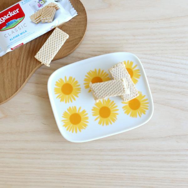 【マリメッコ アウリンゴンクッカ プレート 15x12cm ホワイト/イエロー marimekko Auringonkukka:イデール Yahoo(ヤフー)】【必ずお読みください】・アウトレット商品につきましては、交換・返品は受け付けてお...
