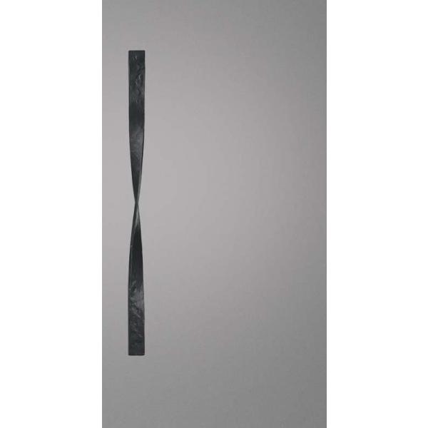 分類建築用金物 ＞ ドアハンドル ＞ 押し棒仕様ロートアイアン レジストブラックサイズL600ピッチ500施工取付ビス　M6取付穴　φ12mm / フラッシュドア取付時 φ8mm重量2.1kg備考右吊元ガラスドア以外のドアに取付ける場合、梱...