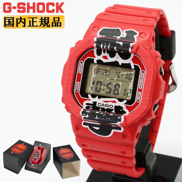 【発売日：2026年04月10日】1983年の発売以来、飽くなき強さを求めて進化を続けるタフネスウオッチG-SHOCKから、日本の酒場文化を象徴する「赤提灯」をデザインモチーフにしたモデルです。赤提灯は江戸時代を起源に酒場が客寄せのために元...