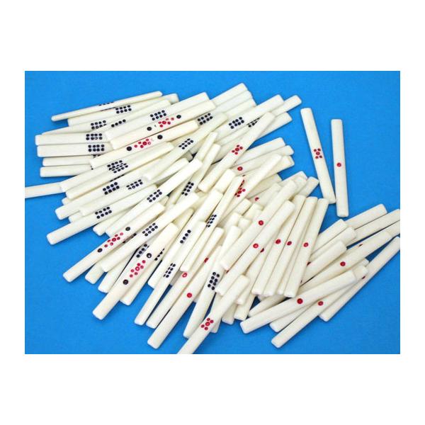 点棒が足りないやり繰りも困ったもの。余裕を持ってゲームしましょう！100点棒　　  45本1000点棒　　30本5000点棒　　12本10000点棒　 10本合計　　　　 97本が１セットになっています。点棒の長さは約6.5cmです。重さは...