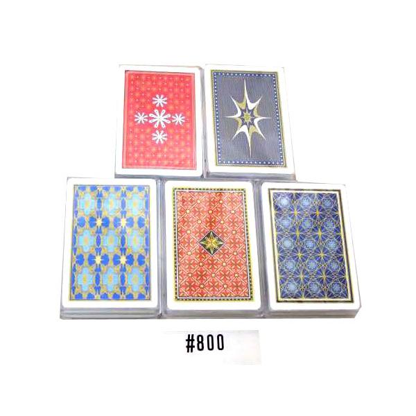 実際にカジノで使われている超薄型で重量のあるトランプです。材質：オールプラスチック厚さ：0.26mm重量：1枚の重さ2g素晴らしい手触りのトランプです。トランプの裏の柄の指定は出来ません。通常単品でのご注文は郵送でのお届けとなり配達日時指定...