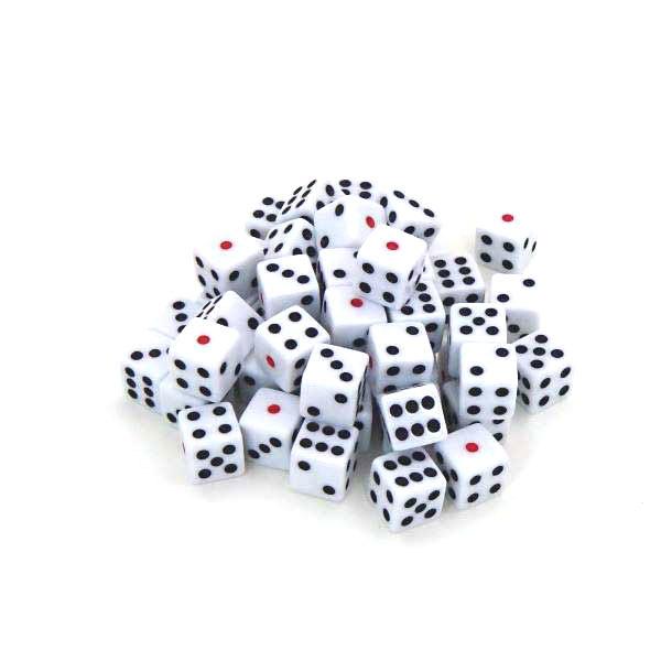 大き目のサイコロの100個組です。※メイン画像は50個です。一辺16mmで大きめサイズです。アクリル製。サイコロを振っても迫力があります。※メーカー都合により仕様が変更となる場合がございます。1は赤目となります。1〜6の目まで点の大きさは同...