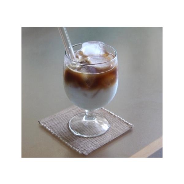 HALMのガラスストロー、20cmストレート2本とブラシ付きです。使い捨てではなく、繰り返し洗ってお使いいただくことで環境にもやさしく、美しく、持った時の安心感もあり、「ずっと使い続けたい」と思えるガラスストローです。HALMのガラスストロ...