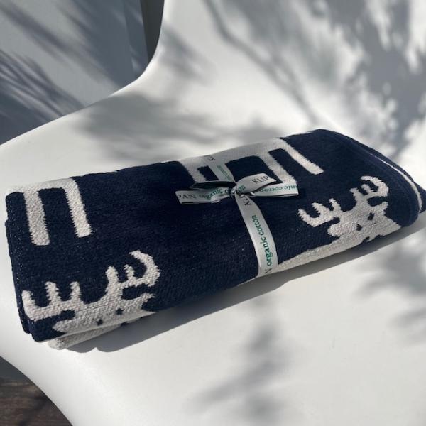 1879年からずっとスウェーデン南部の小さな町で創りつづけているKLIPPAN（クリッパン）。140年にわたって糸を紡いできた伝統技術と、北欧デザイナーたちとのコラボレーションにより、モダンで美しいデザインとなり、世界中で愛されるブランドに...