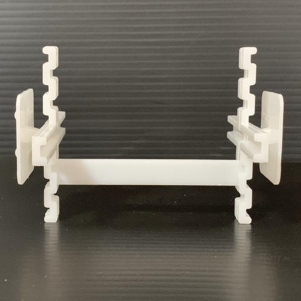 ◇美しいガラスブロック◇世界一販売量に誇る高品質でリーズナブルプライスのガラスブロック♪・厚み95mmガラスブロック専用スペーサー♪・白色★接点に使用・均等目地・施工楽々♪・高層ビル対応★エクステリア・インテリア・屋外・屋内♪世界最大のガラ...