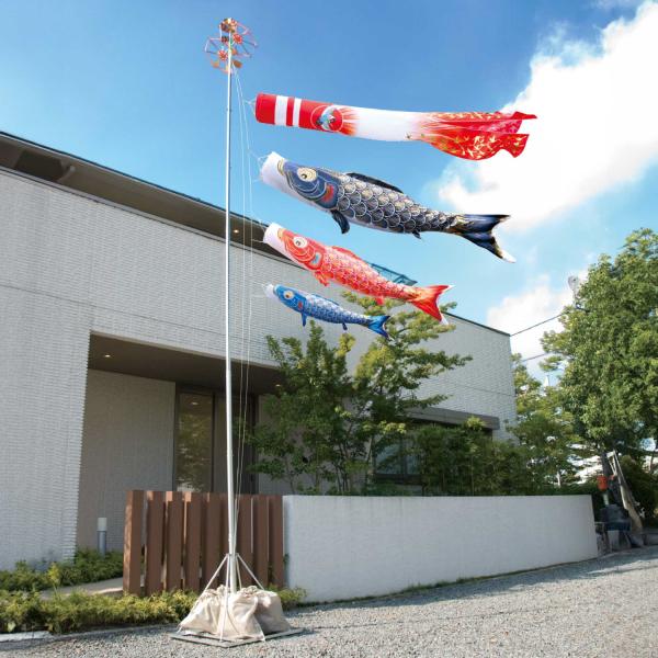 杭を使わないスタンド式！固定しないので移動もらくらく。すべて揃ったオールインワン鯉のぼりお庭用に特化したアルミ軽合金性のポールとスタンドが付いたフルセットです。ドライバーなどの組み立てに必要な工具もセットされていますので、本格的な大型鯉のぼ...