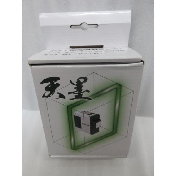 新潟精機 SK グリーンレーザー 天墨 GMW-360新品になります。本格的機能を備えたプロ仕様レーザー墨出し器垂直ラインに３６０゜放射可能緑レーザーで見やすい仕様スペックは写真でご確認ください。電池は付属しておりません。※本商品は改良や定...