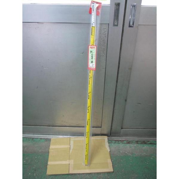マイゾックス　バカボー君　2ｍ　二段　MTR-22新品になります。建築・土木用スライドスケール！！あらゆる用途に対応できるスライドスケール手元で直読できる側面目盛付在庫状況が常時変動しております必ず購入前にご質問ください。画像はイメージ画像...