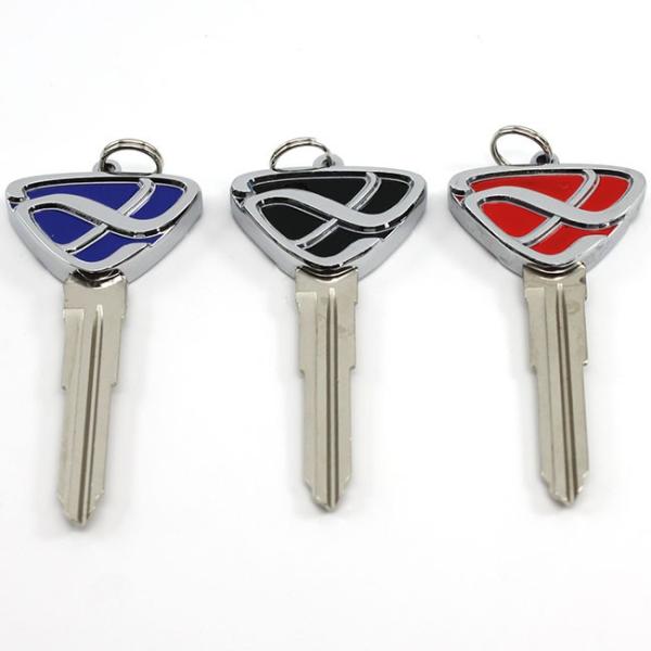 こちらのお品は、海外限定のアンフィニ ブランクキーになります。国内未発売でとてもレアな商品となっております。アンフィニロゴにはエナメルが使われており、とても高級なタイプのブランクキーになります。スペアキーとしてではなくキーホルダーとしてもご...