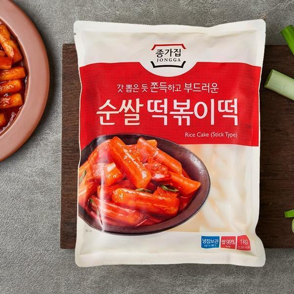 <br>宗家の純米1kgトッポキ餅は、お餅や料理用として最適です。伝統的な製法で作られたこのお餅は、食感がしっかりしていて香ばしい風味が特徴です。トッポキの材料としても使用可能で、冷蔵庫で新鮮な状態を保つことができます。<...