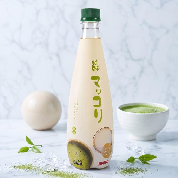 #商品の特徴 : POINT【眞露】JINRO YOICHA マッコリ 抹茶は、650mlのボトルに詰められた韓国の伝統的なにごり酒です。抹茶風味で、甘さ控えめのこのマッコリは、日本人にも親しまれる飲みやすさが特徴です。風味豊かな抹茶の香り...
