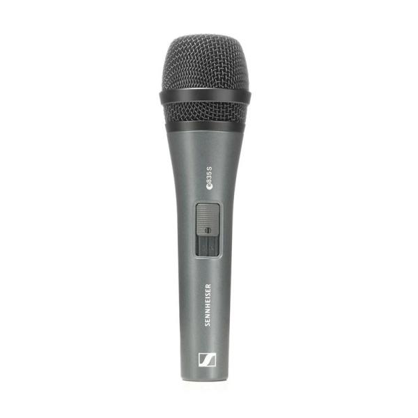 製品概要e 835-Sは、e 835の特長をそのままに、サイレントオン／オフスイッチを搭載したモデルです。スピーチやボーカルに適したカーディオイド型ダイナミックマイクロホンで、高音圧レベルのステージでも安定した音質を提供します。操作性と利便...