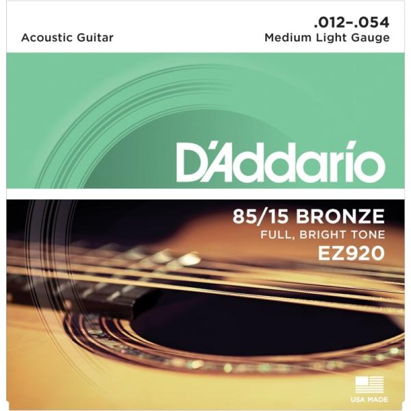 85/15 AMERICAN BRONZEフォスファーブロンズと80/20ブロンズの中間のサウンド。クオリティはそのままに、D'Addarioアコースティック弦のラインナップの中でも最もリーズナブルなこのシリーズは、銅と亜鉛の配合比がより低...