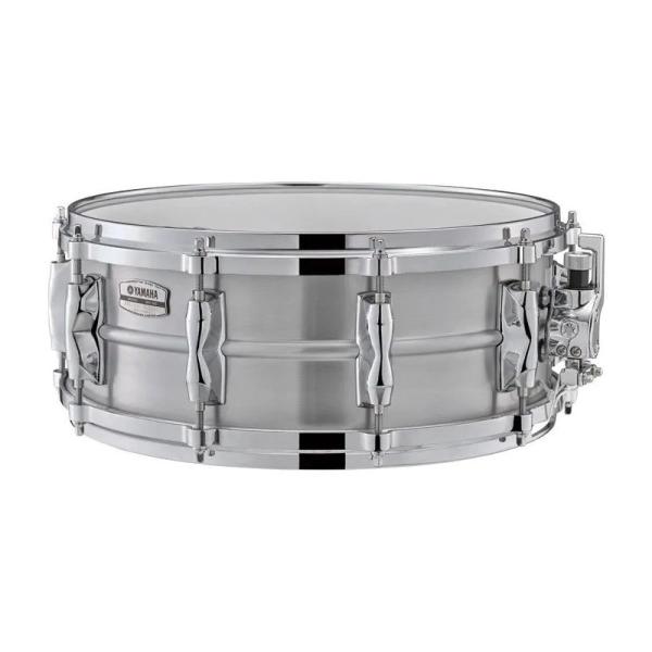 【Recording Custom Metal Snare（レコーディング・カスタム・メタルスネア）登場！】新しいレコーディングカスタムは前モデルの特色を引き継ぎ、世界のトップドラマーであるスティーブ・ガッド氏の協力を得て、一切の妥協をせず...