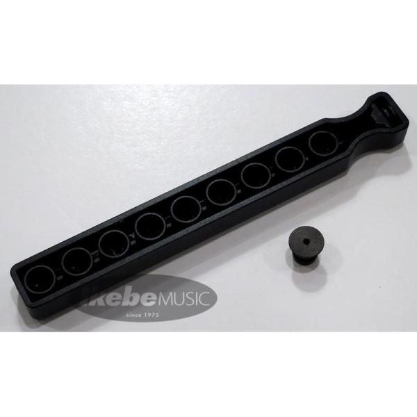 BASS DRUM O'sより、バスドラム・フロントヘッド用のホール・カッターが登場しました。ホール・カッターは、バスドラムのホールカットをするための道具です。中心からの半径は移動可能なセンター・ポイント(9ヶ所)から選択でき、コンパスで円...