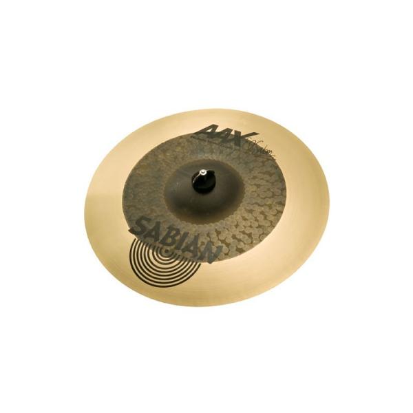 AAX 〜Modern × Bright〜ブライトでクイックレスポンス。大きめの「ハンドガイド」マシンハンマリングと、浅く高密度のレイジング加工によって、いかなるボリュームでもシンバル本来の音色を失うことなく、不要な倍音をカットした、ピュア...