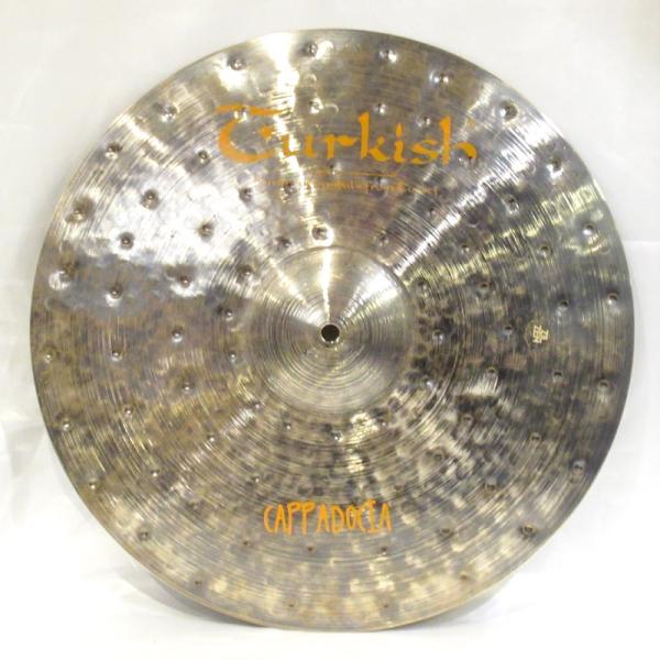 ＜CAPPADOCIA Series＞従来のシリーズに比べて大きく細かいハンド・ハンマリングと、背面へ及ぶ非常に深いマシン・ハンマリングによってユニークなドライサウンドを実現しました。強烈なルックスとは裏腹に、ジャズやファンクをはじめドライ...