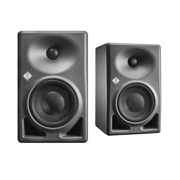 ★Neumann KH 120-II モニタースピーカー(ペア)Neumannにとって、KH 120はKHのラインナップで特別な存在です。12年前にモニターポートフォリオをスタートさせた、私たちの最初の製品です。KH 120はすぐに、ハイエ...