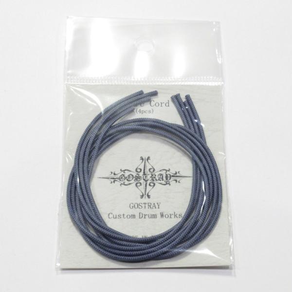 紫外線で劣化しにくいポリエステルを使用し、心材を撚り糸にする事によってテンションを掛けた時の断面がつぶれるのを防ぎ、よりヘッドとスナッピーの密着性が高まっています。また、製造段階で高温によるストレッチ加工を施し初期伸びを抑え扱いやすさと切れ...