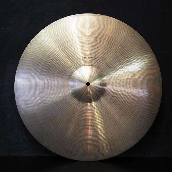 【1973年製造と思われるPAiSTe Fomula 602 Medium  20インチが入荷いたしました！】[Formula 602]1959年に発売され伝説的なシンバルとなっていたFormula 602シリーズ。材質はCuSn20、通称...