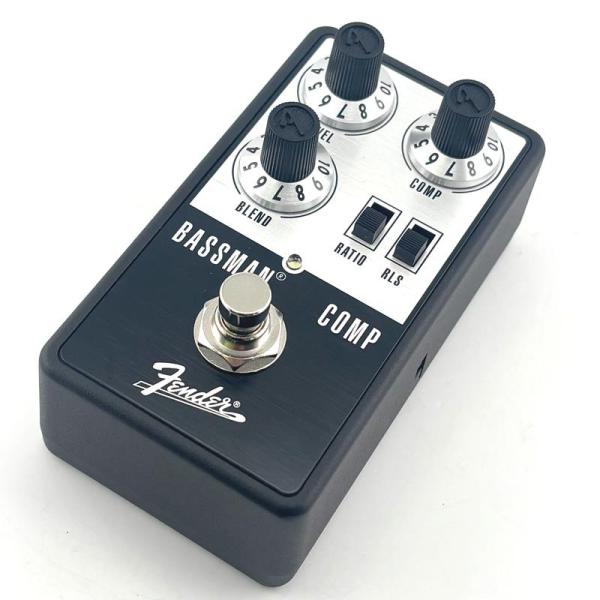 Fender 「Bassman Compressor」の中古品が入荷！Bassman Compressorは、使いやすさと極上のトーンを重視した、ベースに特化したプロフェッショナルコンプレッサーです。シンプルなコントロールで、最も著名なスタ...